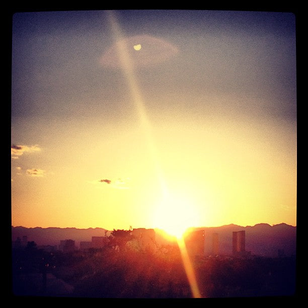 Photo A Day April: Sunset – curemoll